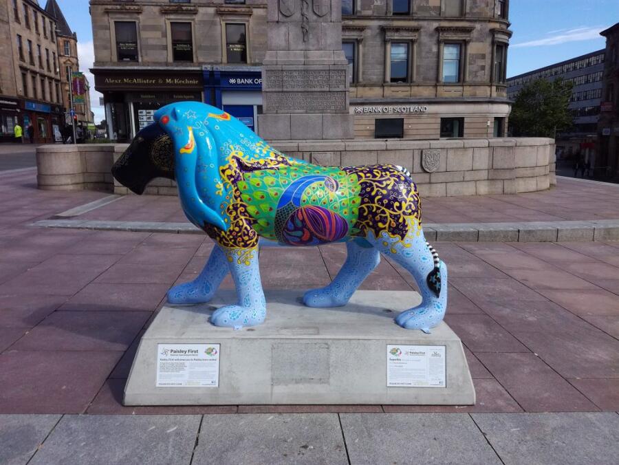 The Pride of Paisley…our new lion landmark - Paisley Scotland