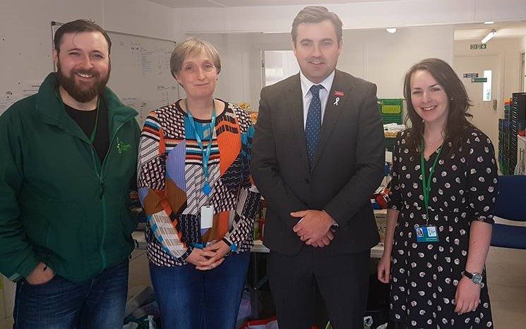 Gavin Newlands MP visits Renfrewshire Foodbank - Paisley Scotland