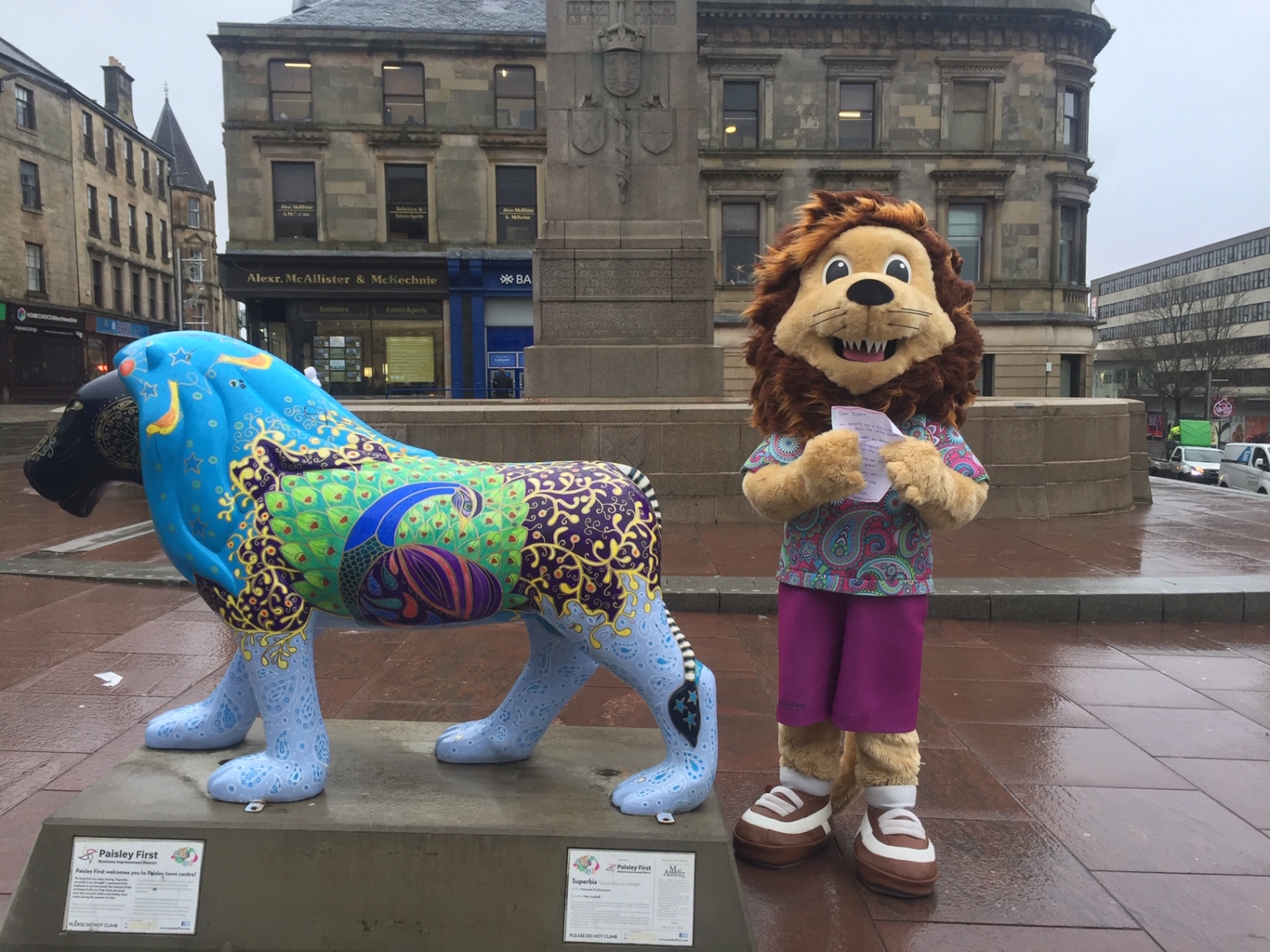 Buddie the Lion goes global! - Paisley Scotland