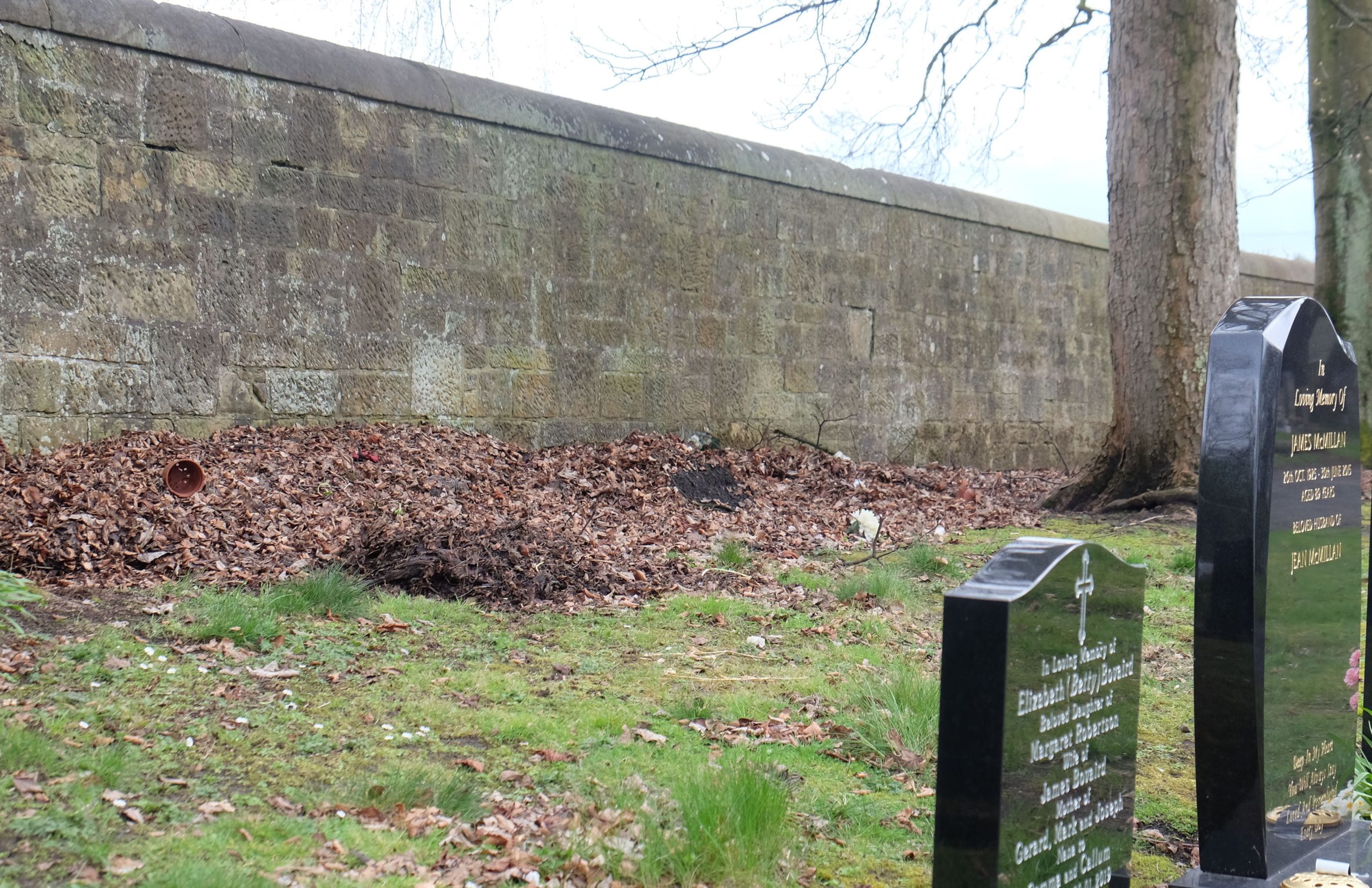 Campaign bid to force council to act on “disgraceful state” of Hawkhead ...