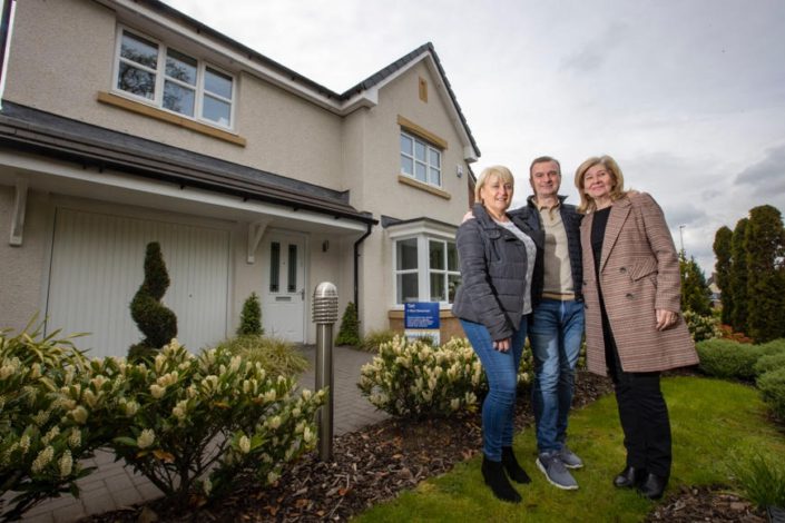 Neighbour's Week case study - Hawkhead, Paisley, Miller Homes - Paisley ...